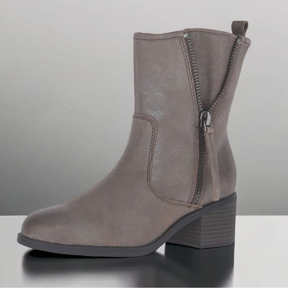 Clarks | Shoes | Clarks Nevella Devon Ankle Boots | Poshmark